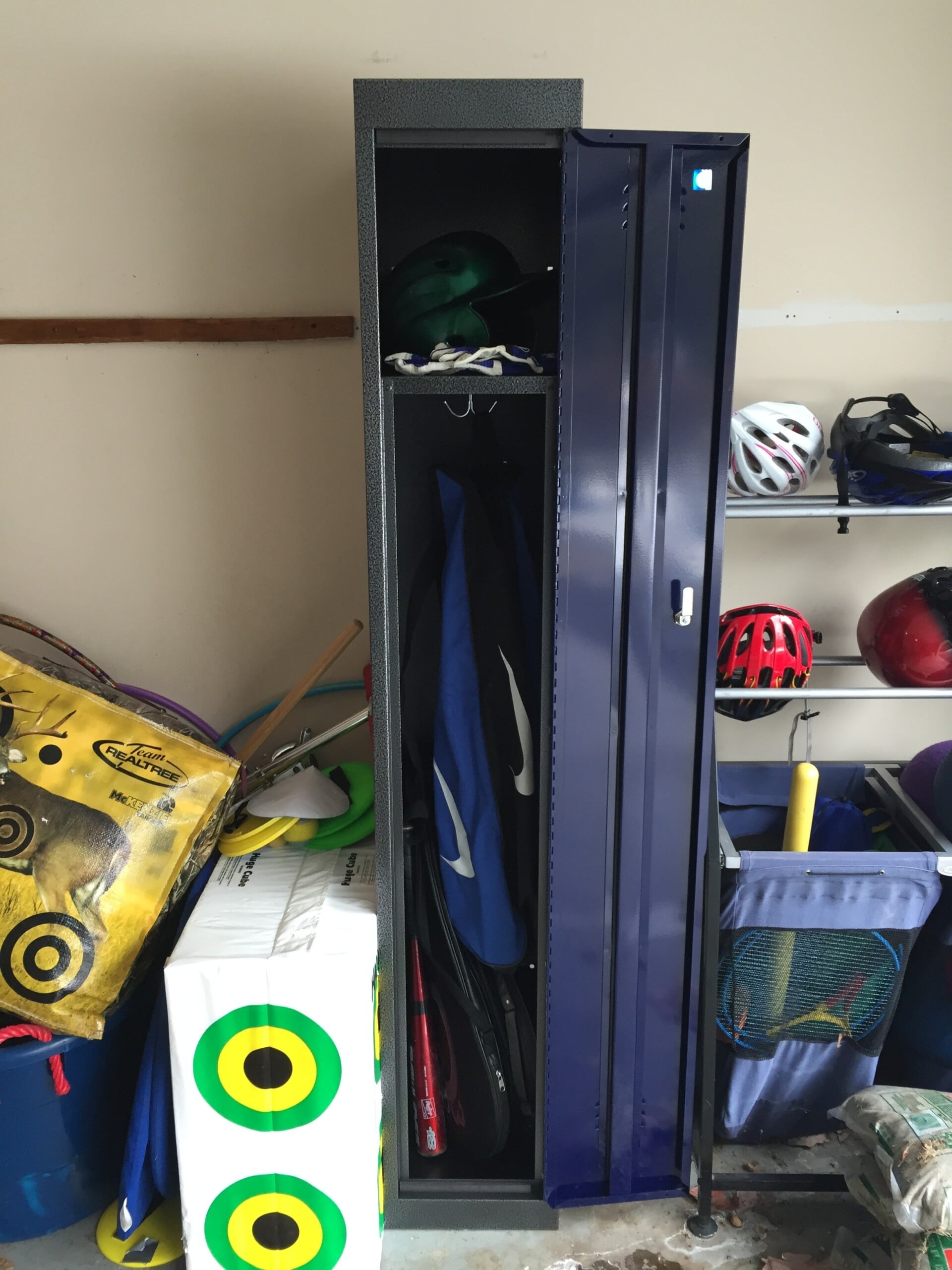 My Garage is Ready for #PrimeTimePride With This Killer Penn State Locker