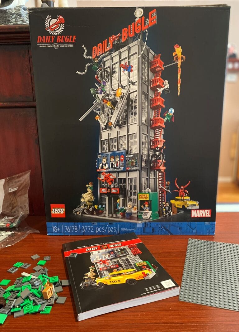 Lego Daily Bugle Review - It's Better Than Awesome - MommysBusy.com
